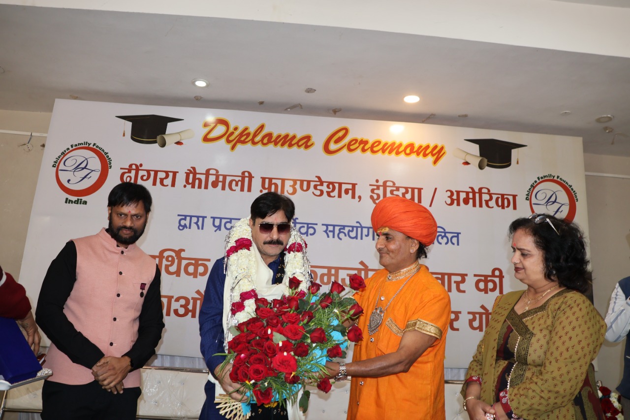 Yashpal Sharma as a chief guest at the Diploma distribution ceremony ...